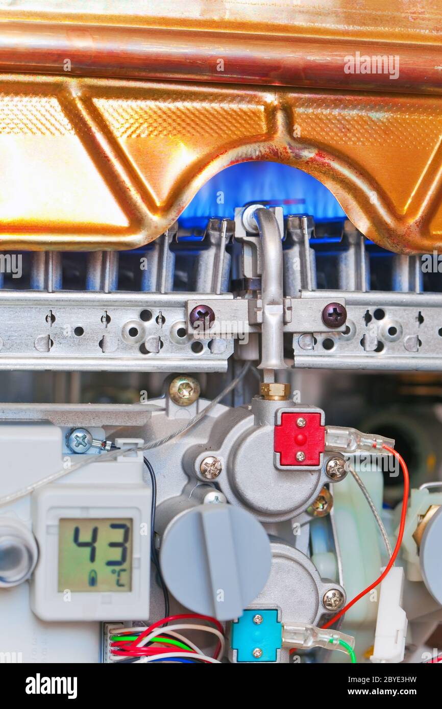 Casing water hi-res stock photography and images - Alamy