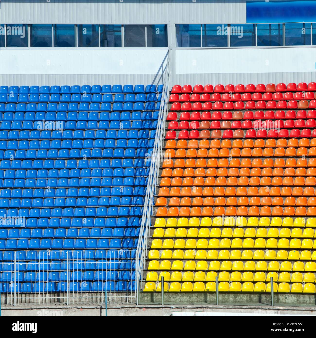 Empty football stadium hi-res stock photography and images - Alamy