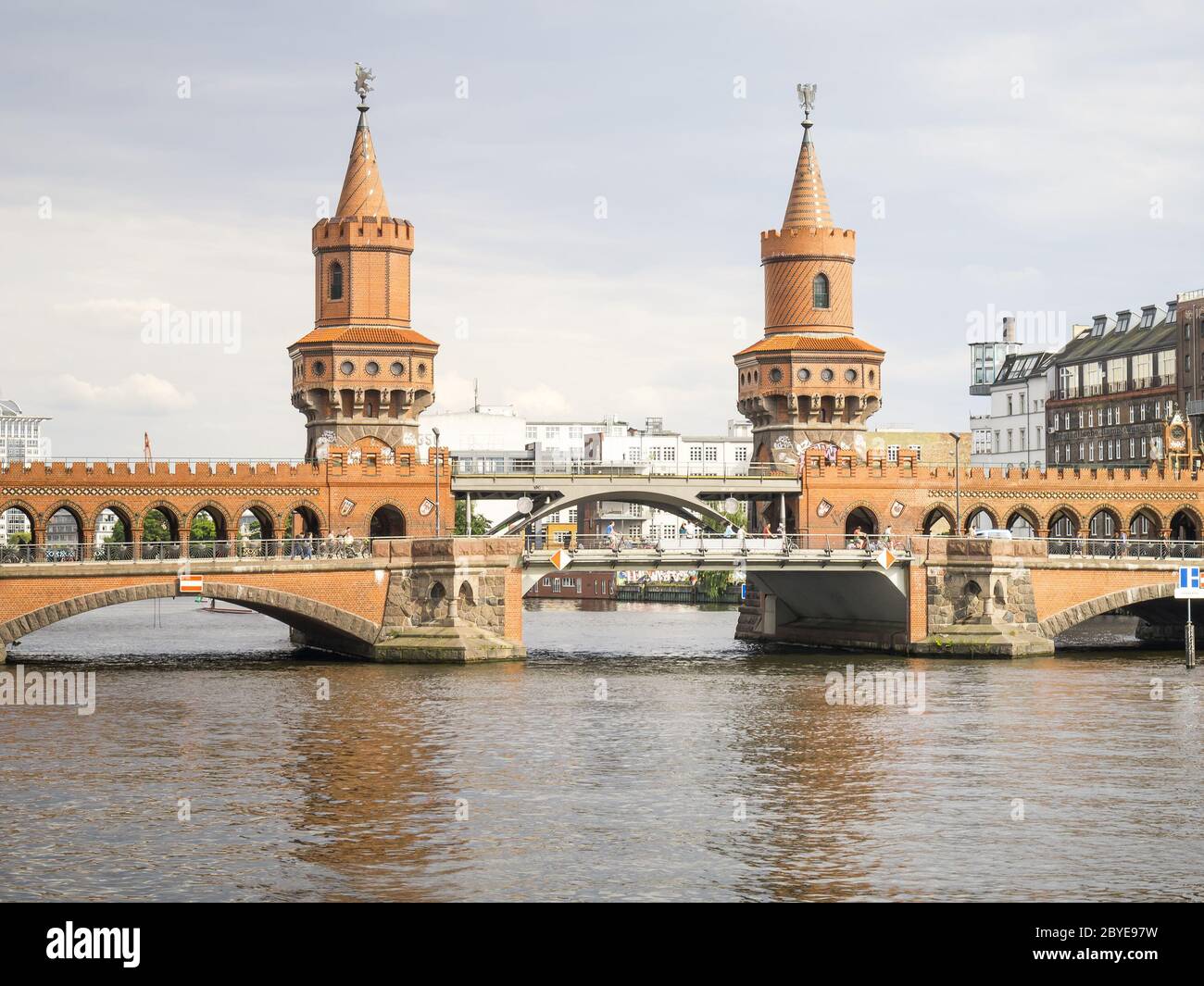Famous red brick bridge hi-res stock photography and images - Alamy
