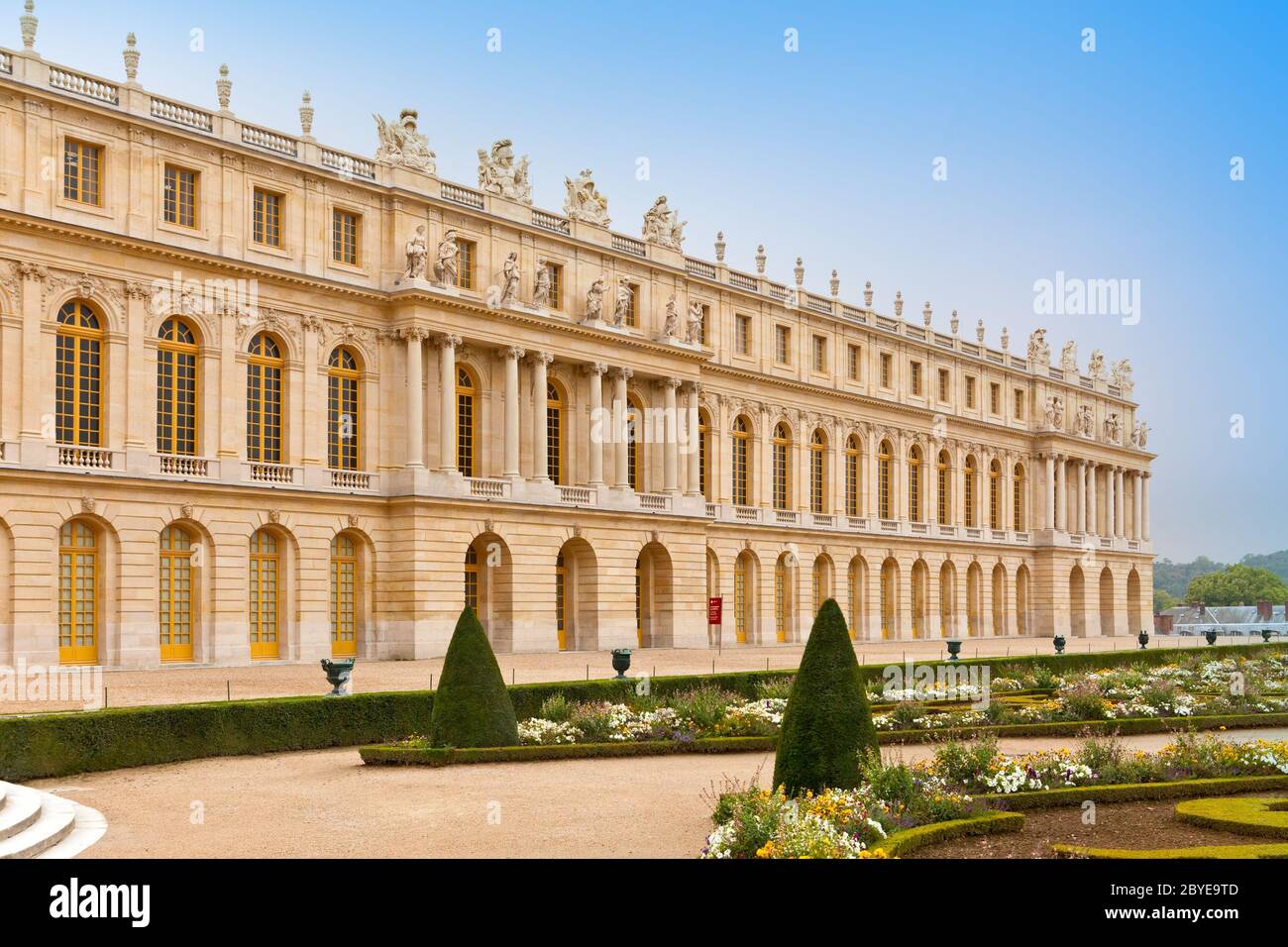 Versailles park hi-res stock photography and images - Alamy