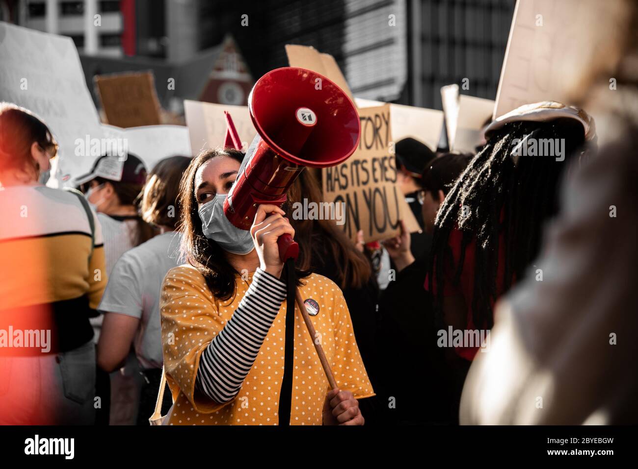 Protest megaphone crowd black hi-res stock photography and images - Alamy