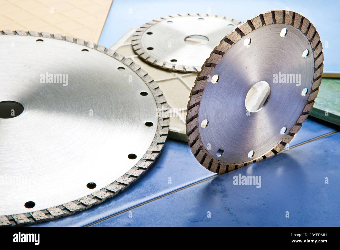 Diamond discs for tile cutting Stock Photo - Alamy