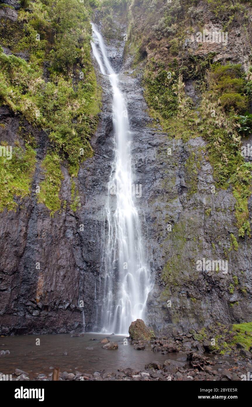 Tahiti waterfall hi-res stock photography and images - Alamy