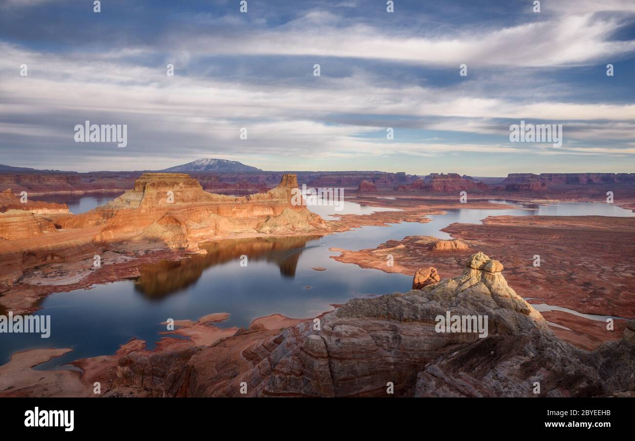 Panoramic view of Alstrom Point, Lake Powell, Arizona-Utah state line ...
