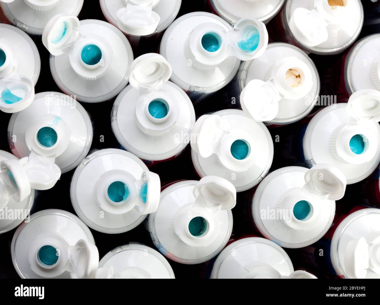 Toothpaste tubes hi-res stock photography and images - Alamy