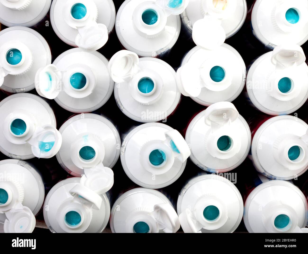 Toothpaste tubes hi-res stock photography and images - Alamy