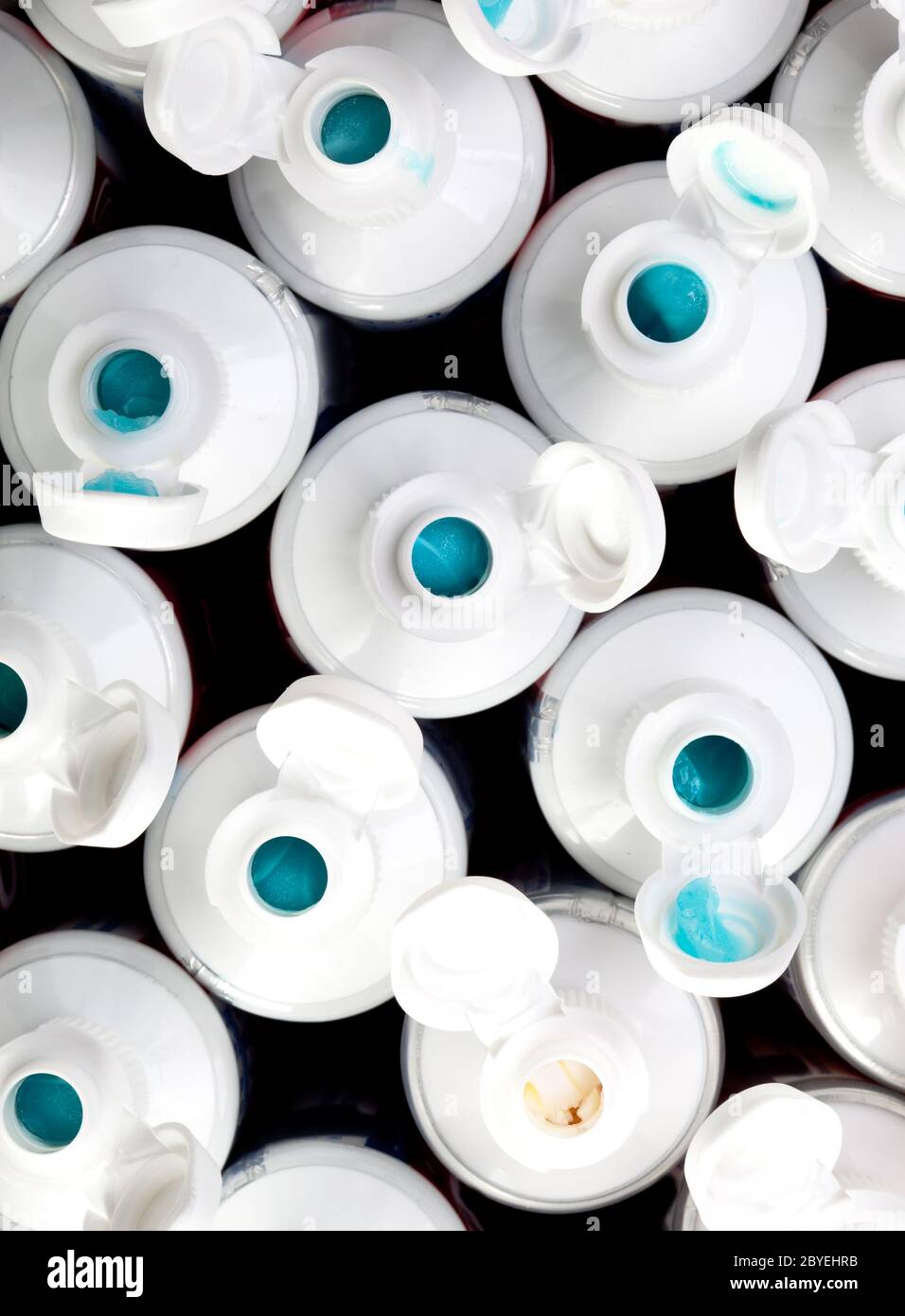 Toothpaste tubes hi-res stock photography and images - Alamy