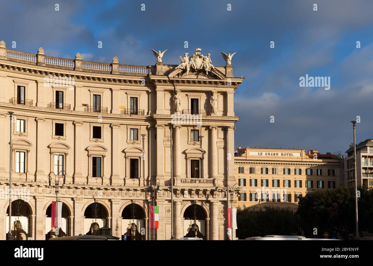 Piazza della republica hi-res stock photography and images - Alamy