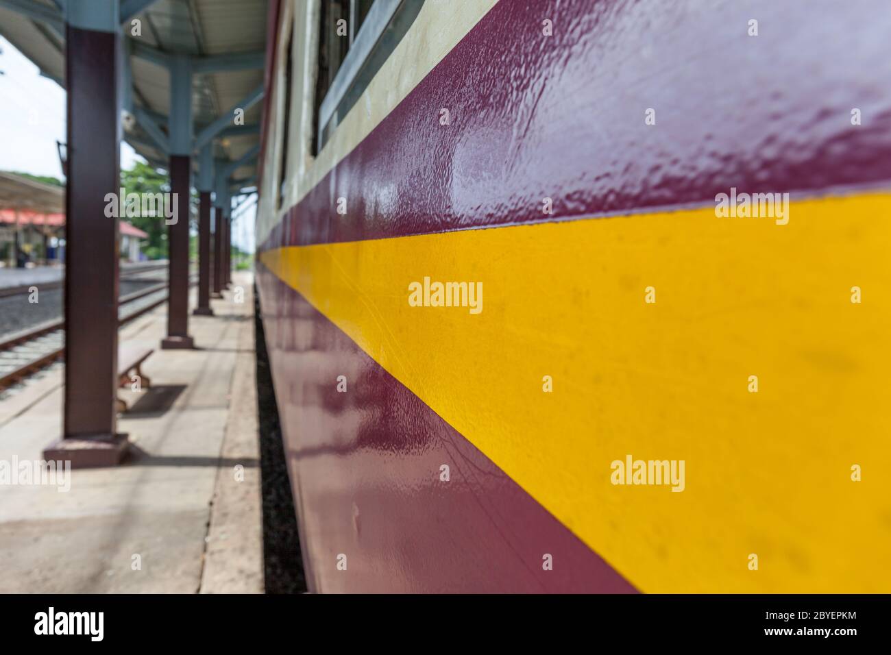 Shipping container train side view hi-res stock photography and images ...