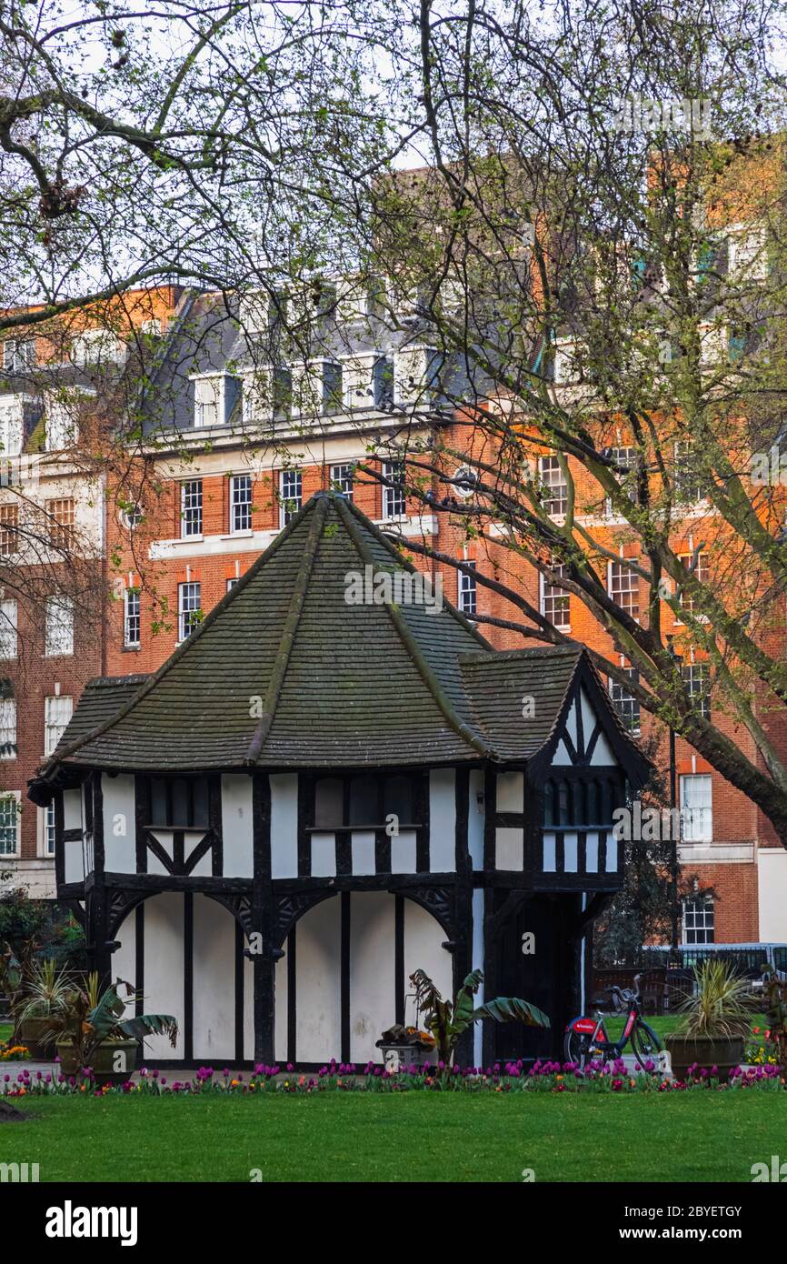 Soho square garden hi-res stock photography and images - Alamy