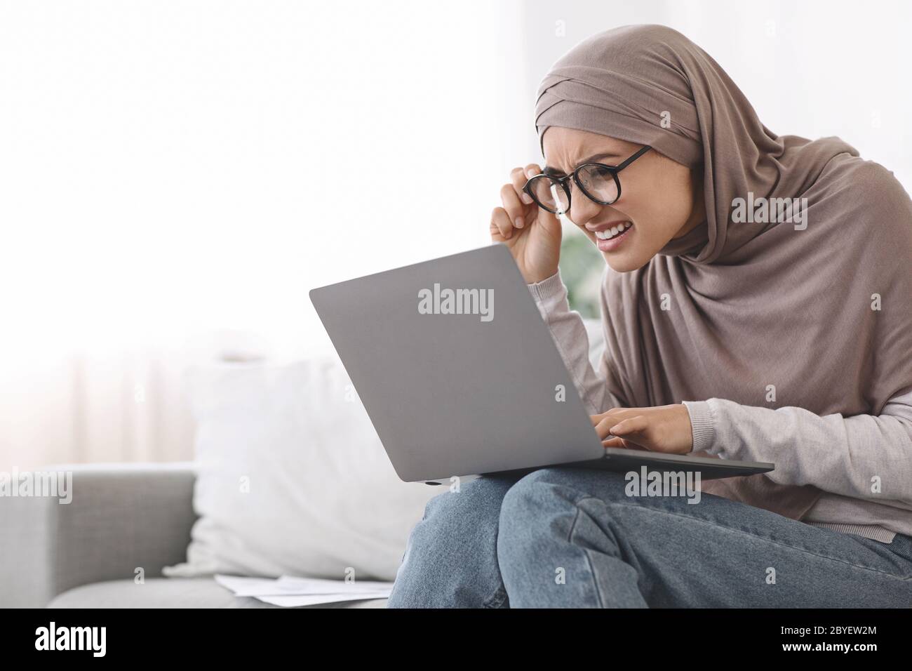 Eyestrain astigmatism hi-res stock photography and images - Alamy