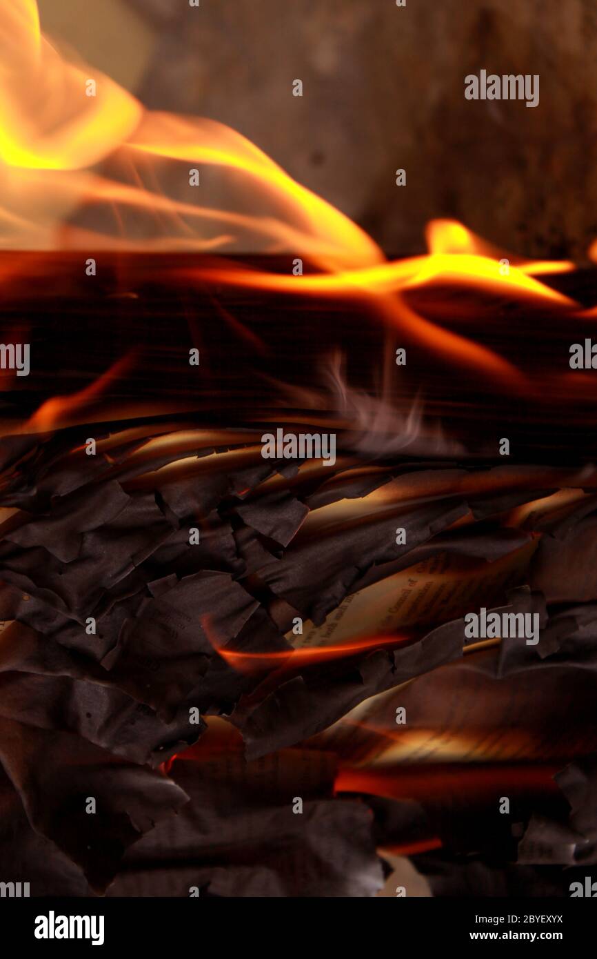 Star burning fire flames symbol hi-res stock photography and images - Alamy