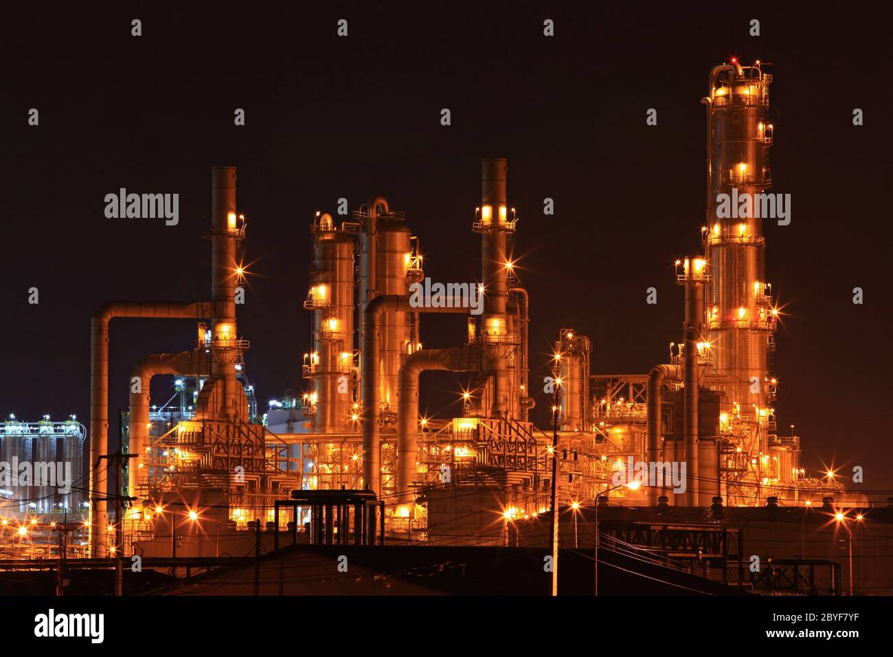 oil refinery factory Stock Photo - Alamy