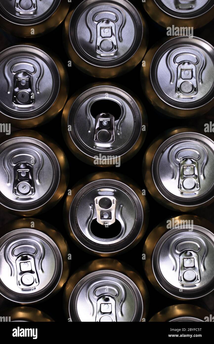 Cans images hi-res stock photography and images - Alamy