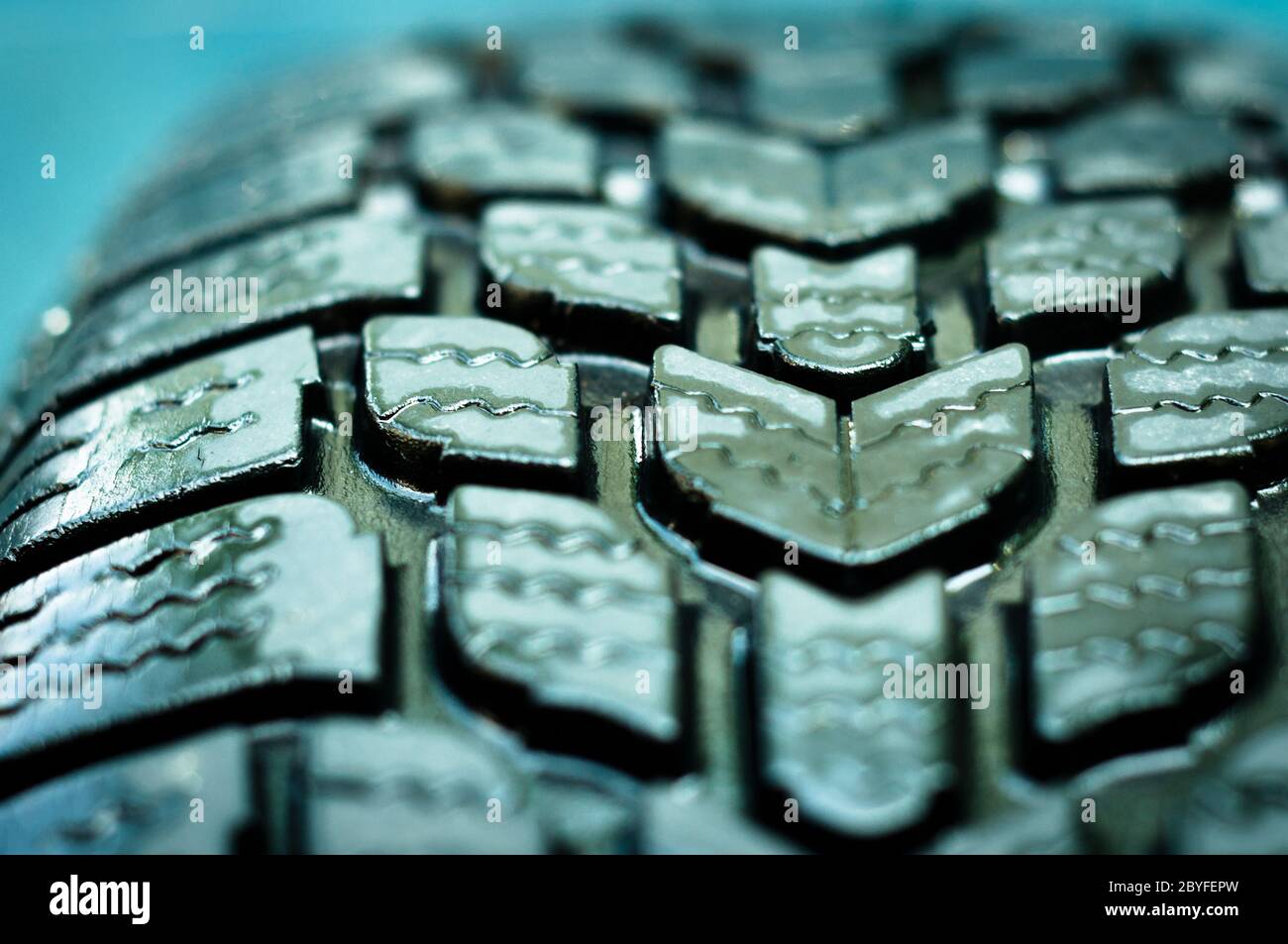 Cool tones hi-res stock photography and images - Alamy