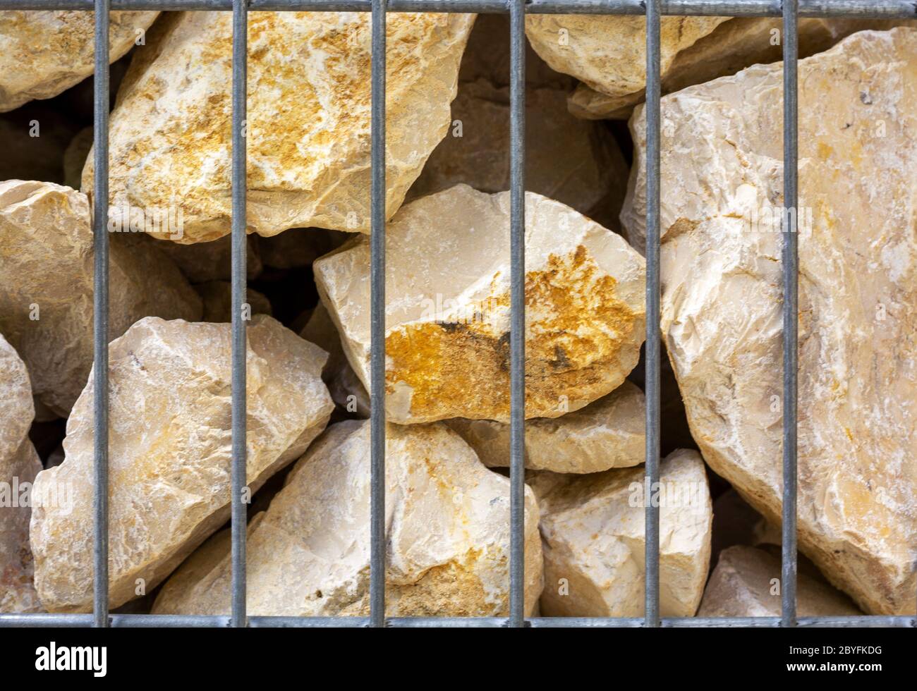 Gabions in the garden hi-res stock photography and images - Alamy