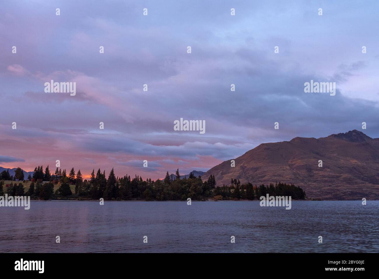 Beautiful natural landscape of Queenstown New Zealand Stock Photo - Alamy