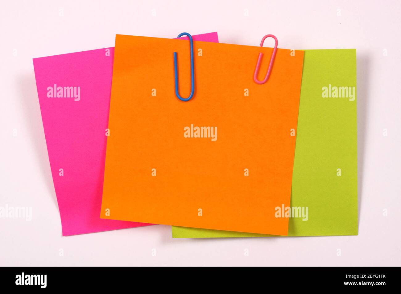 Colour note paper Stock Photo - Alamy
