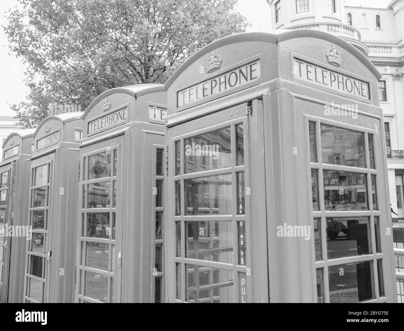 Uk telephone box Black and White Stock Photos & Images - Alamy