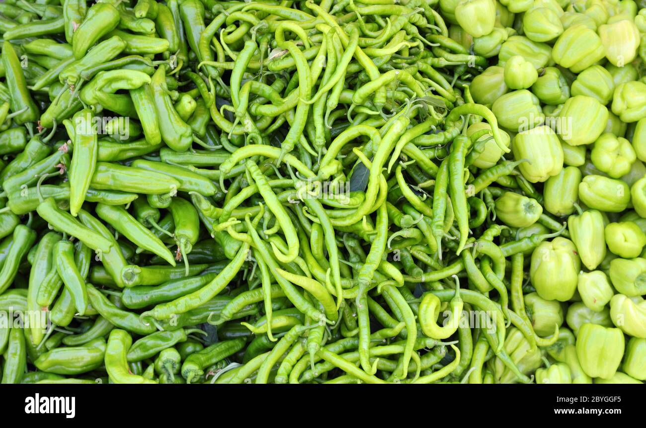 Chilli varieties hi-res stock photography and images - Alamy