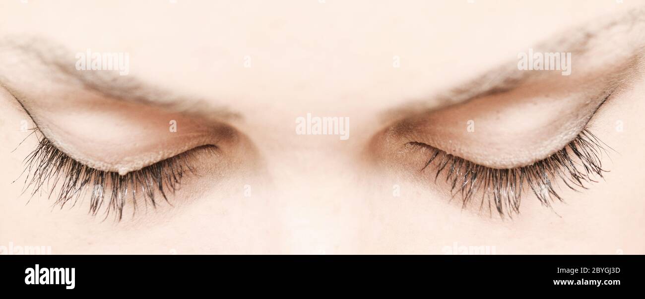 Beautiful lashes hi-res stock photography and images - Alamy