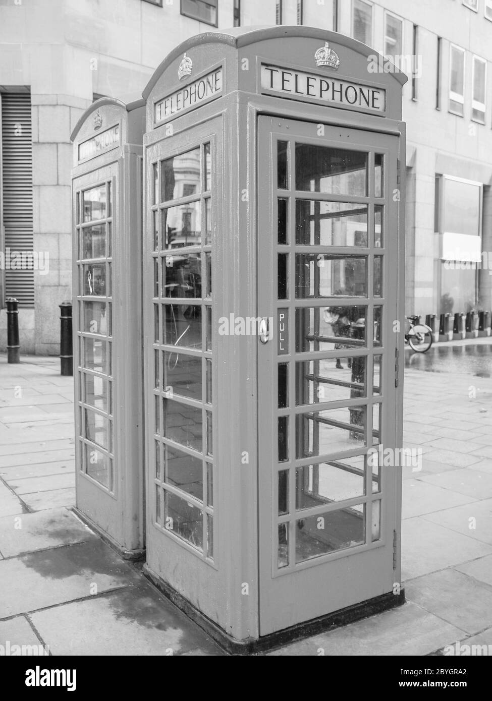 Uk telephone box Black and White Stock Photos & Images - Alamy