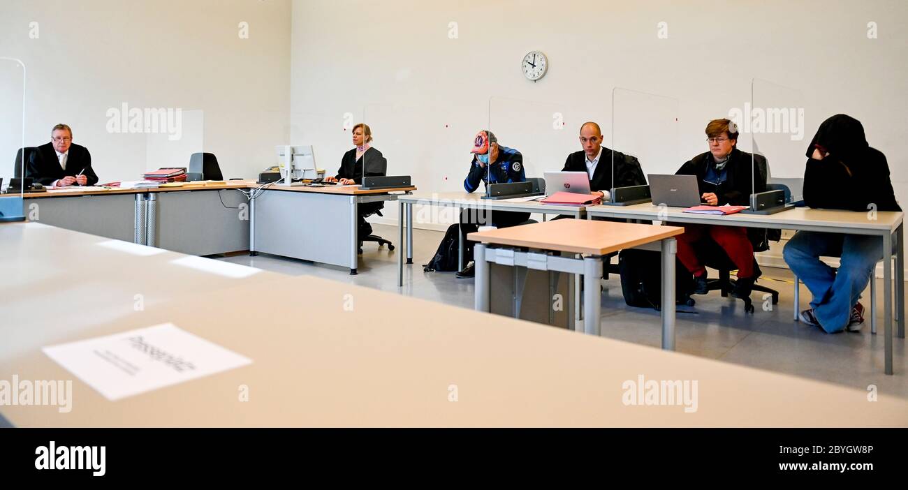 Summit of woman lawyers hi-res stock photography and images - Alamy
