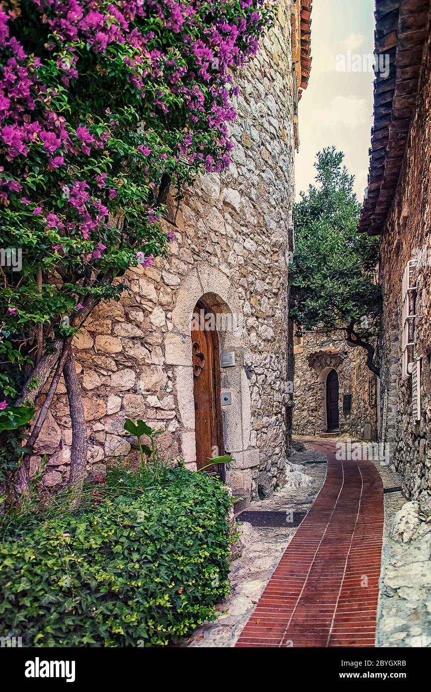 Historic french village town hi-res stock photography and images - Alamy