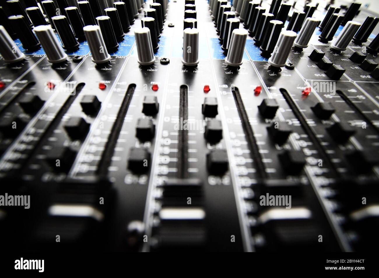 Grey music mixer hi-res stock photography and images - Alamy