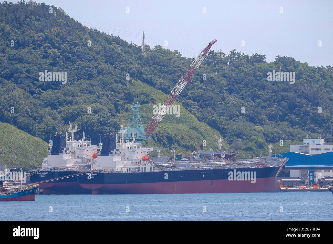 Hyundai mipo dockyard hi-res stock photography and images - Alamy
