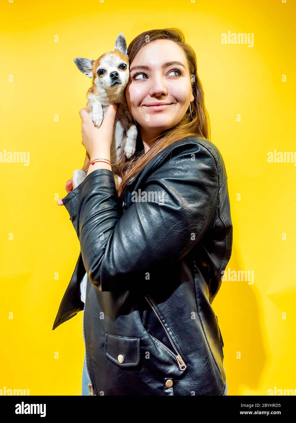 Curvaceous woman hi-res stock photography and images - Alamy