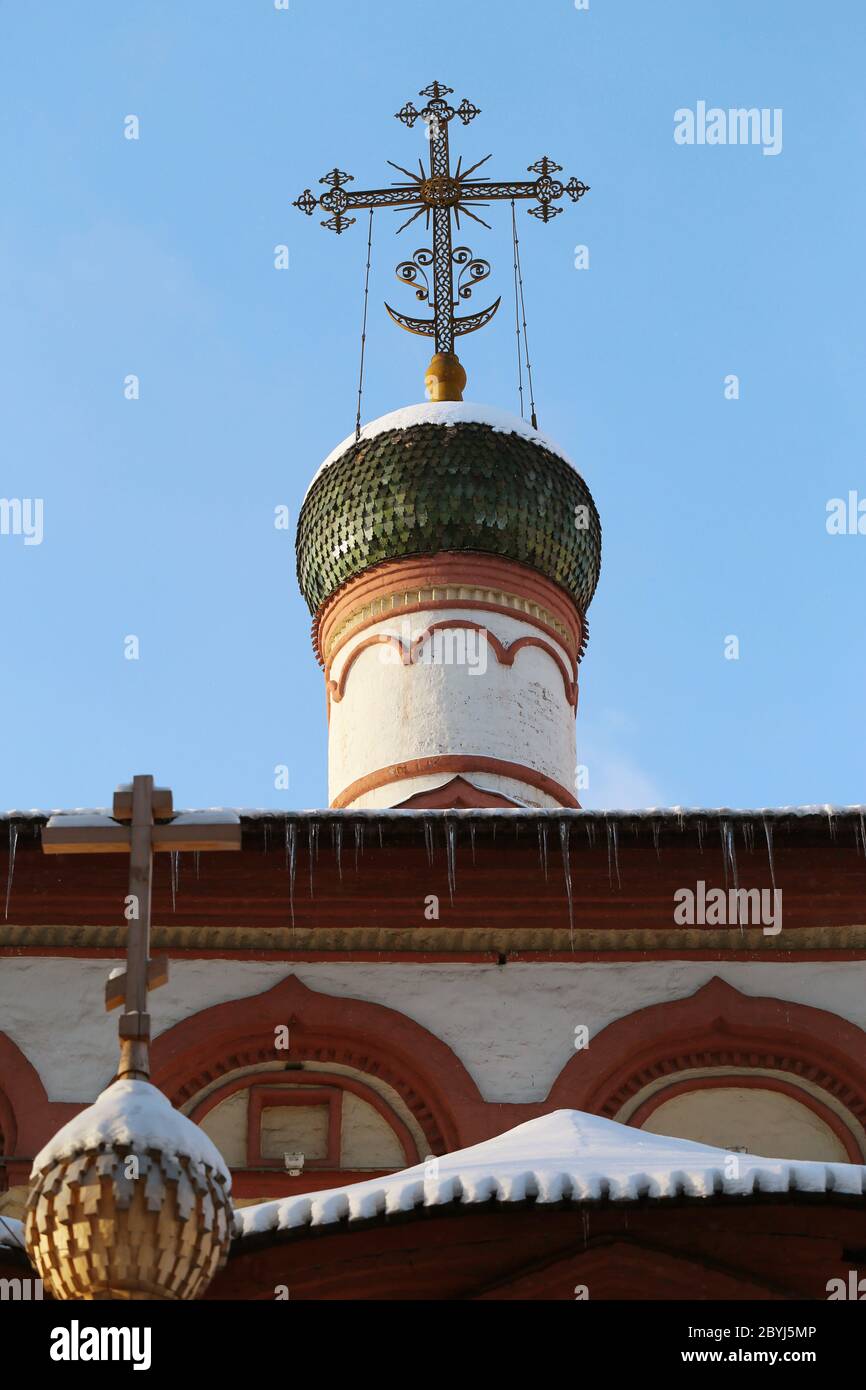 Orthodox church dome Stock Photo - Alamy