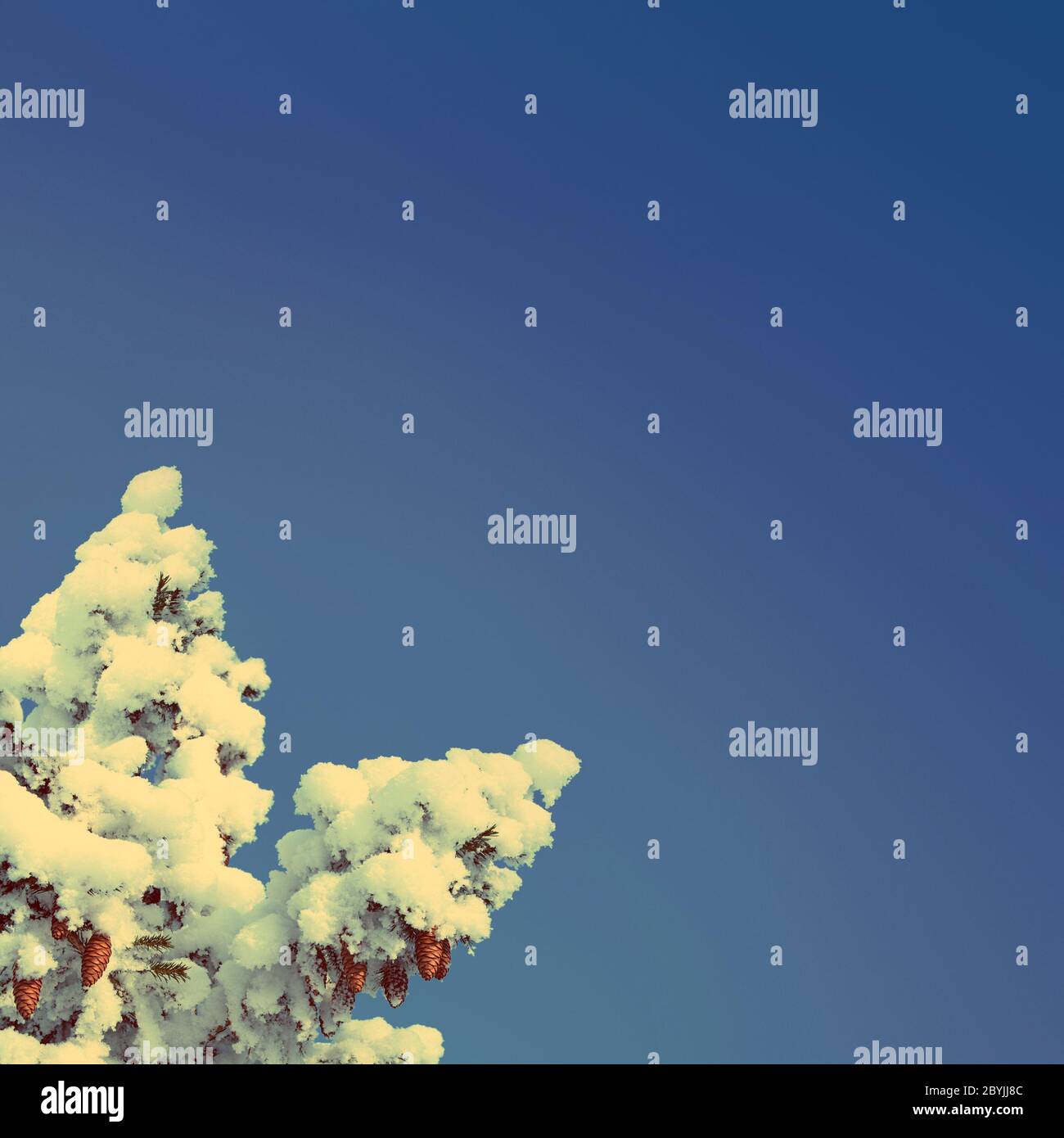 Retro style snow background hi-res stock photography and images - Alamy