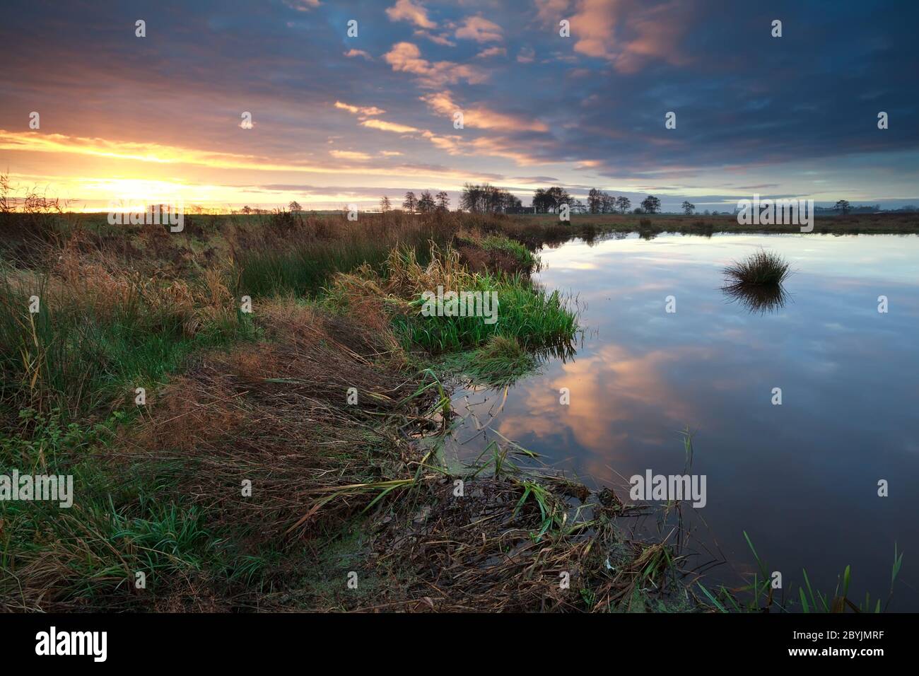 Yellow river scenery hi-res stock photography and images - Alamy