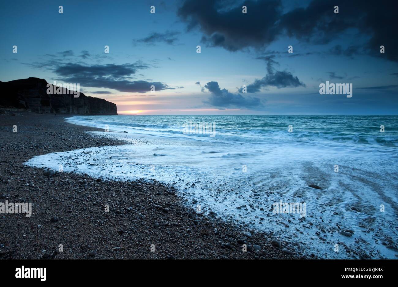 Seascape atlantic ocean dusk hi-res stock photography and images - Alamy