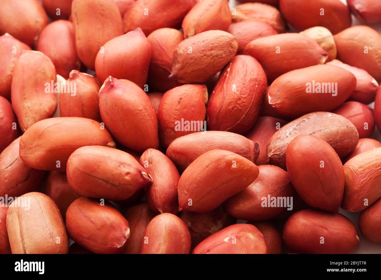 Heap peanuts hi-res stock photography and images - Alamy