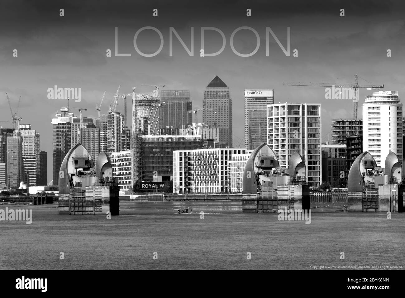 New River Thames riverside skyscrapers rise up near Canary Wharf ...