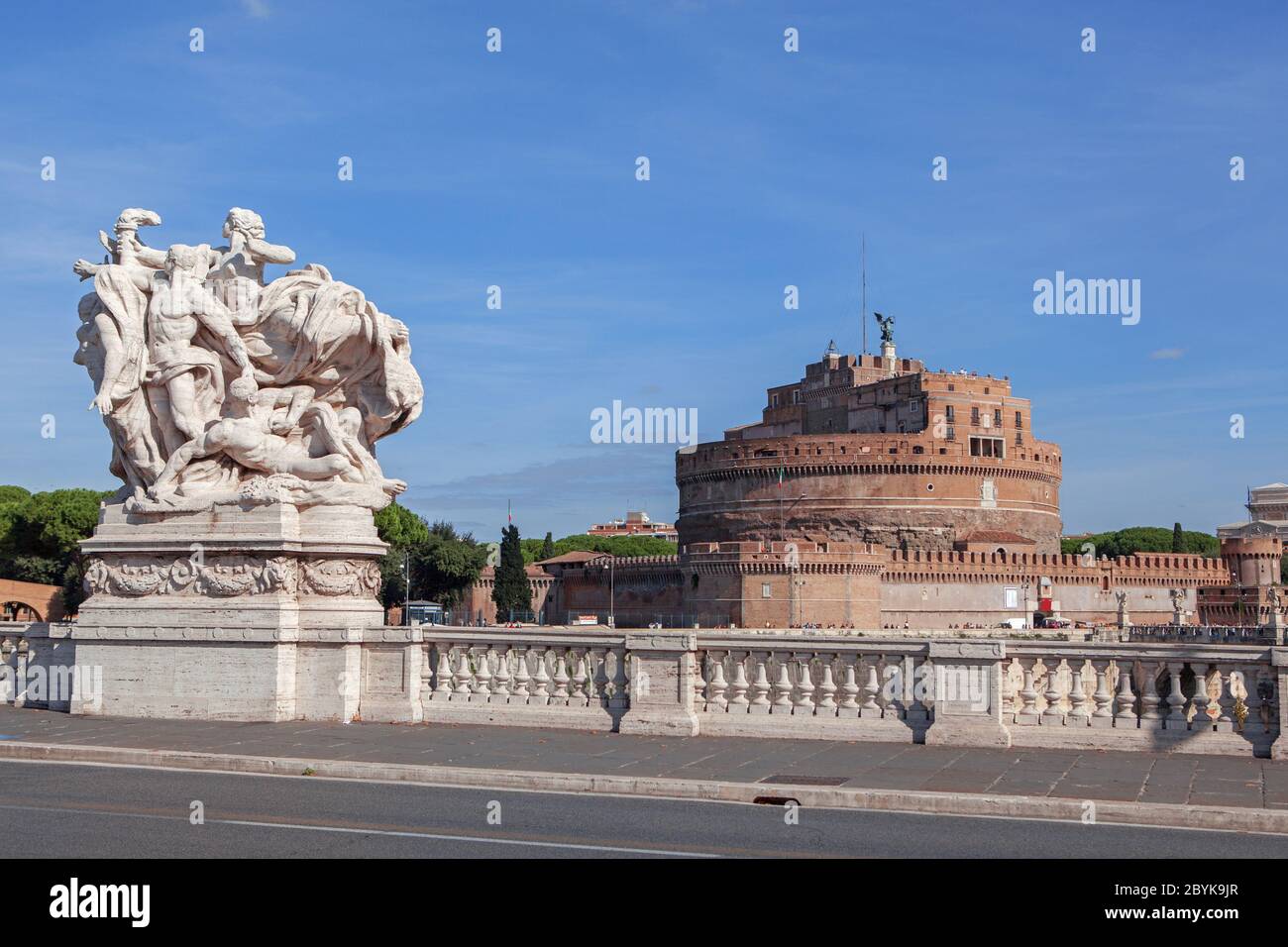 Bridge sights rome roma hi-res stock photography and images - Alamy