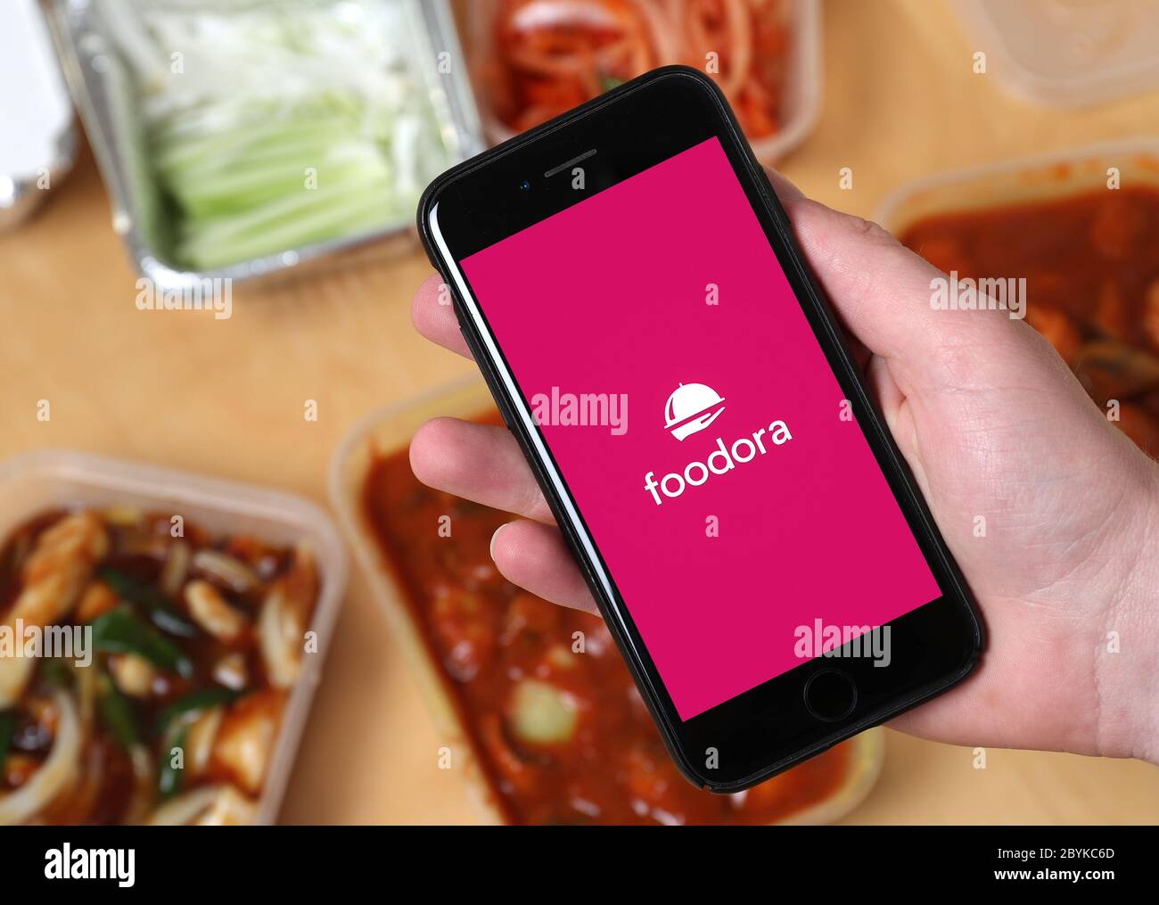 Food delivery app hi-res stock photography and images - Alamy