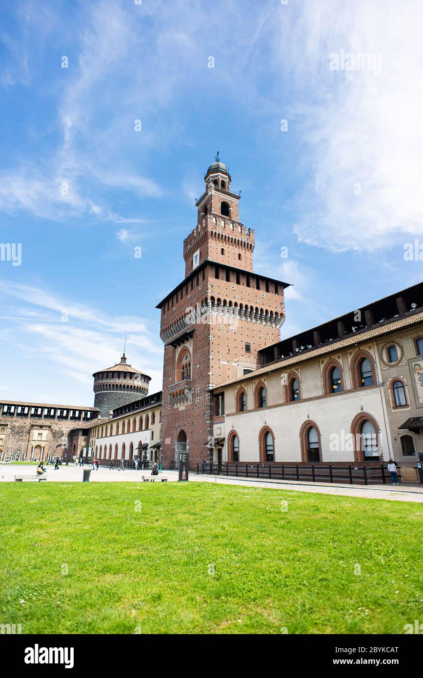 Castello brown castle hi-res stock photography and images - Alamy