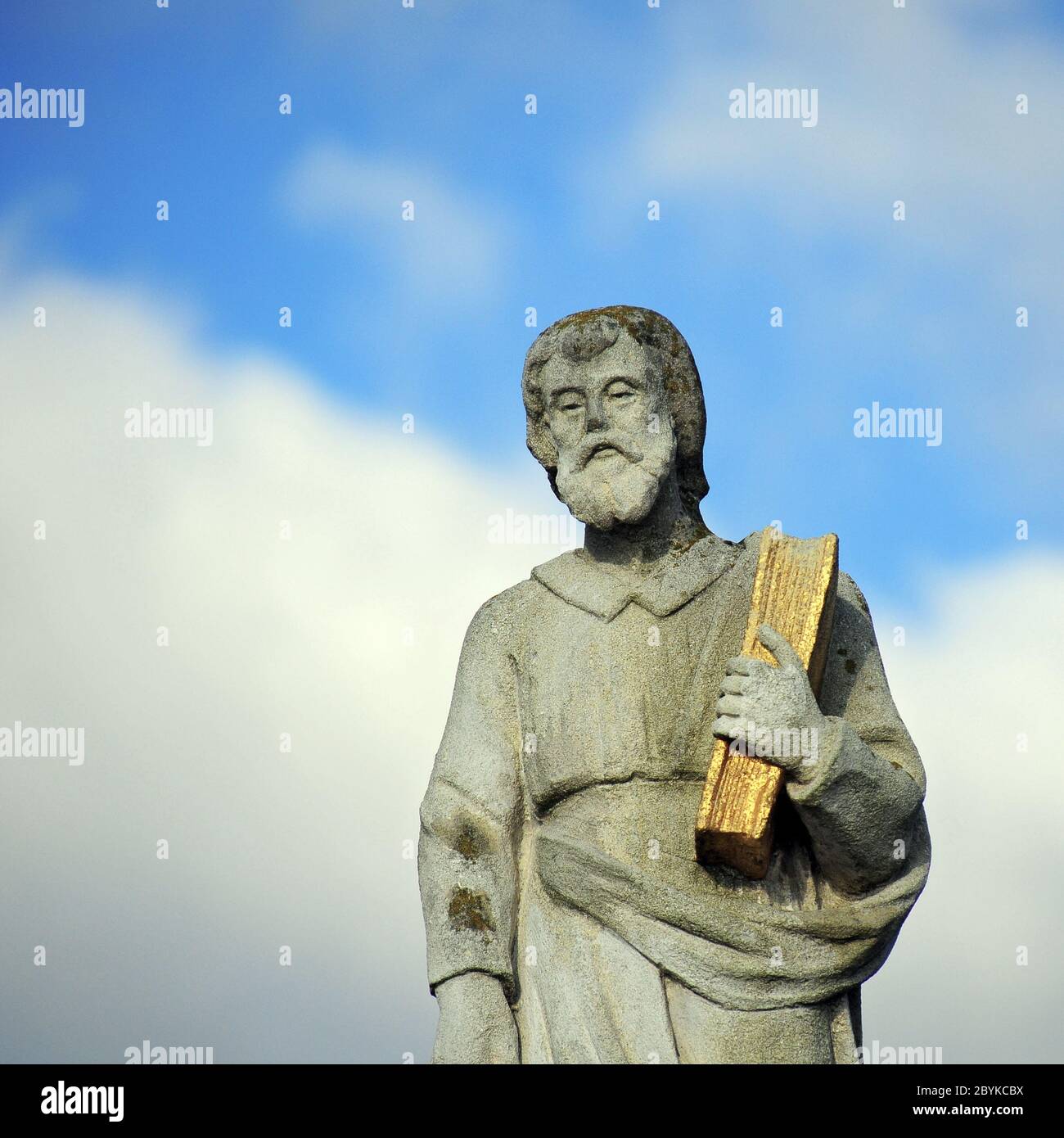 Bible statue hi-res stock photography and images - Alamy