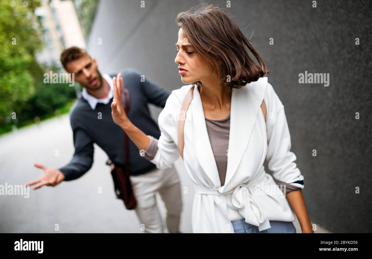 Frustrated couple arguing and having marriage problems Stock Photo - Alamy