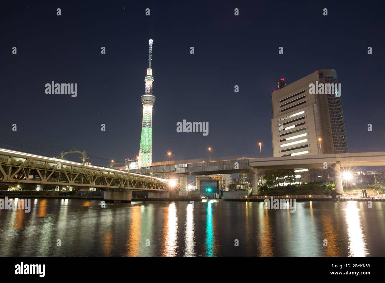 Tokyo sky tree deck hi-res stock photography and images - Alamy