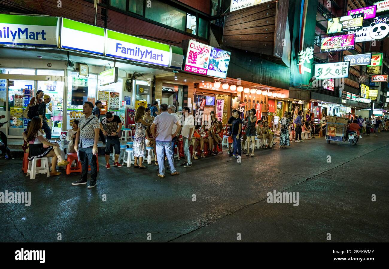BANGKOK - THAILAND - NOVEMBER 11, 2019 Asian tourists walking through ...