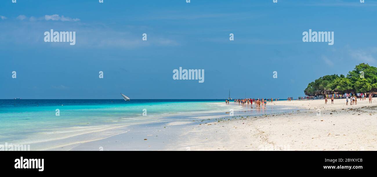 Sunny panorama tropical tourist beach hi-res stock photography and ...
