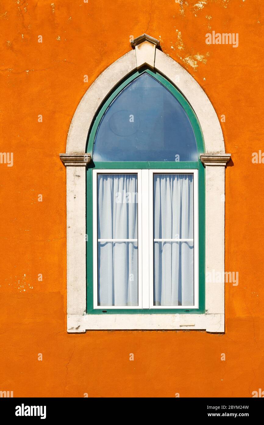 Lancet window hi-res stock photography and images - Alamy
