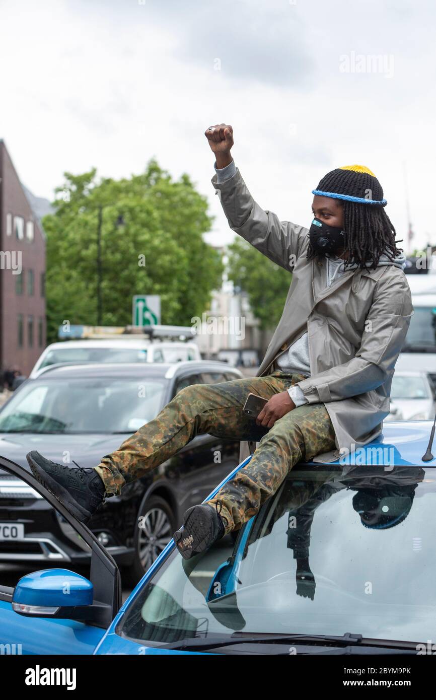 Car protest hi-res stock photography and images - Alamy