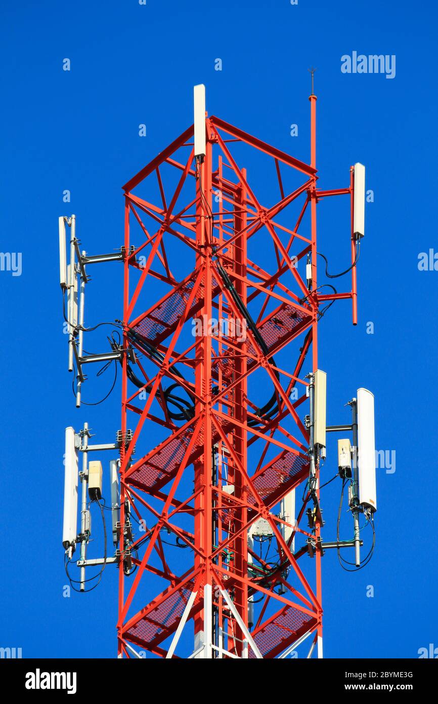 Telephone pole telecommunications tower hi-res stock photography and ...