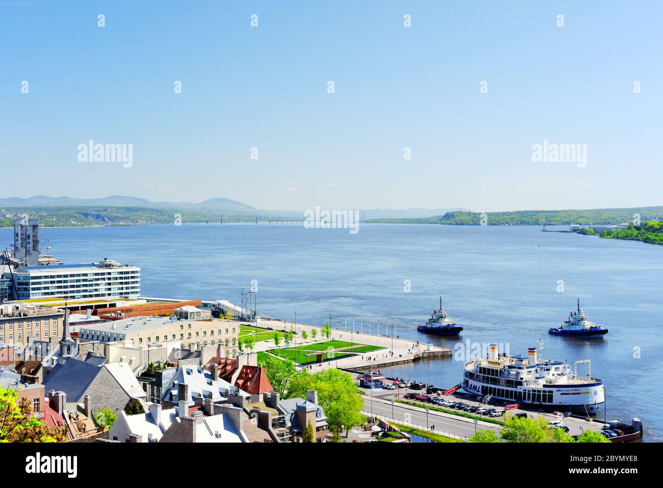 Quebec city port Stock Photo - Alamy