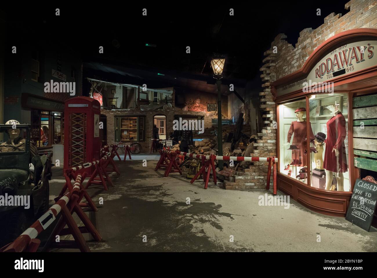 World war two blitz fireman hi-res stock photography and images - Alamy